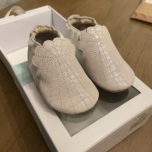 Robeez | Shoes | New Leather Crib Shoe | Poshmark